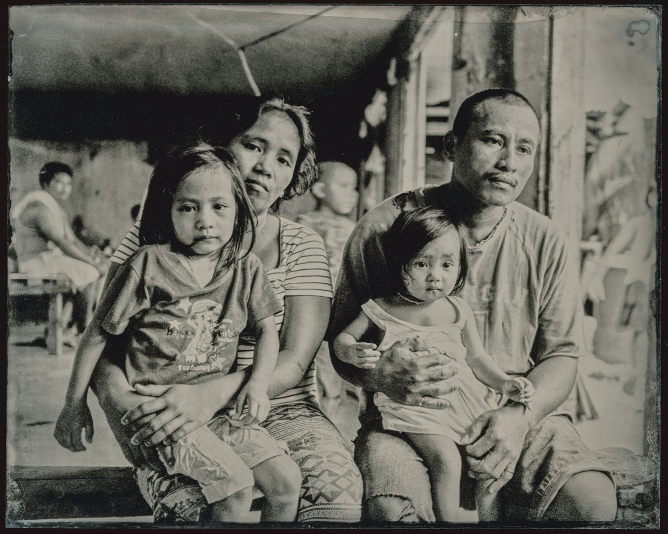 Lawrence Sumulong – Burying the Lead – burn magazine